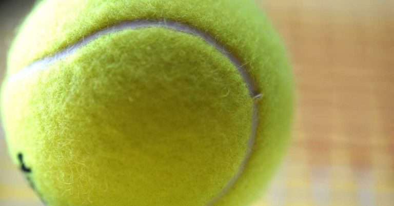 What Color Is A Tennis Ball ( Updated Answer )